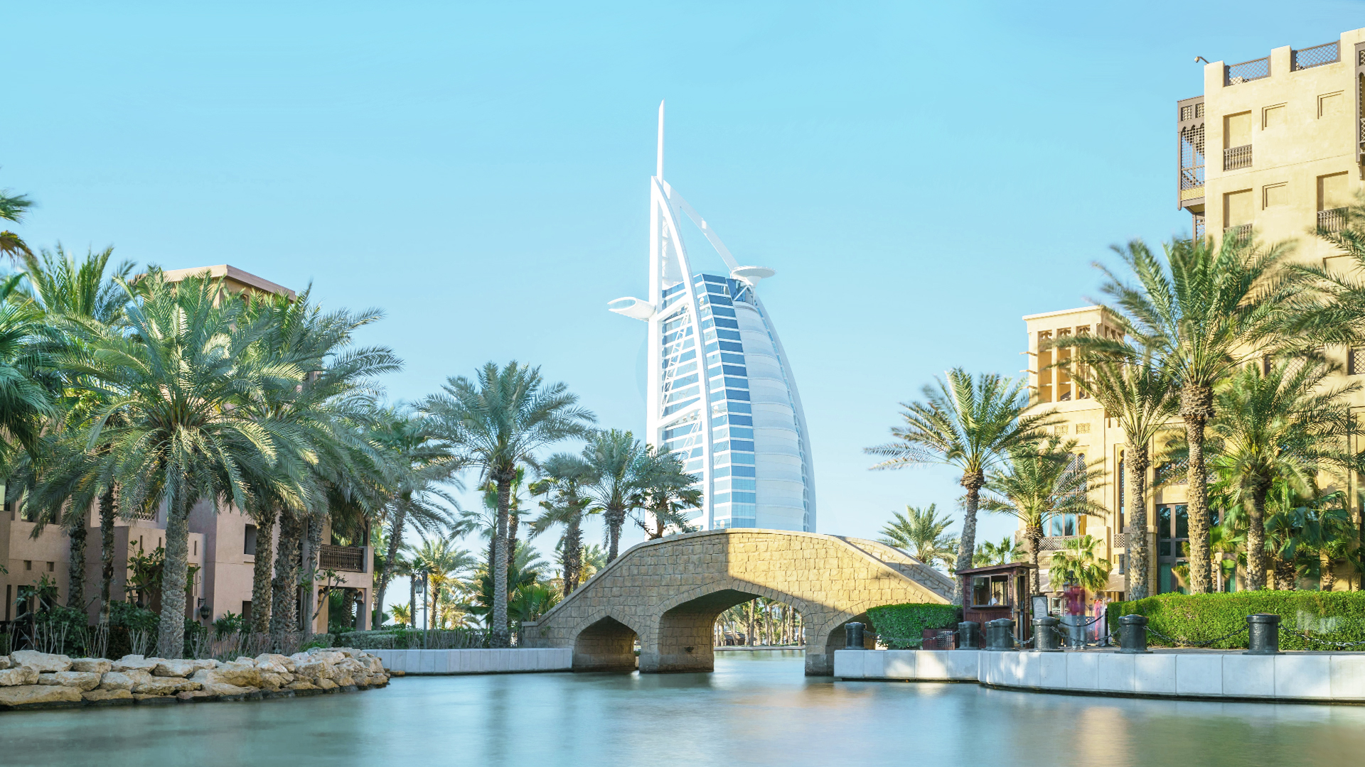 Dubai on a Budget — Venture Cost